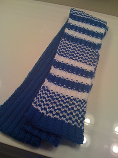 Ravelry: Fluted Rib Scarf pattern by Sarah Burton