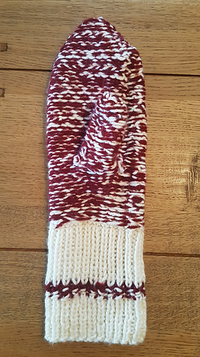 [FO] First time doing colorwork, mistakes were made but I'm still ...