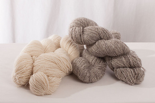 Ravelry: Custom Woolen Mills Ltd Mule Spinner 2-Ply 100% Wool