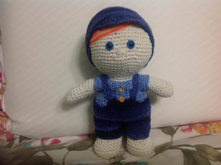 Ravelry: Weebee Doll - Mix and Match Clothing pattern by Laura Tegg