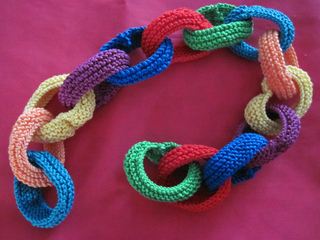 Ravelry: Knitted Paper Chain pattern by Jo Macgregor