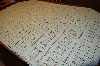 Ravelry: Itsy Bitsy Spiderweb Baby Afghan pattern by Carole Rutter Tippett
