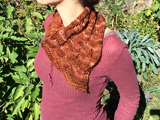 Ravelry: Swerve Cowl pattern by Sarah M. Goodwin
