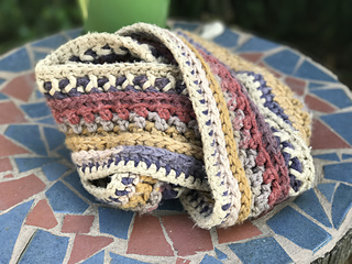 Ravelry: Mandala Centaur Infinity Scarf pattern by Tasha Margette