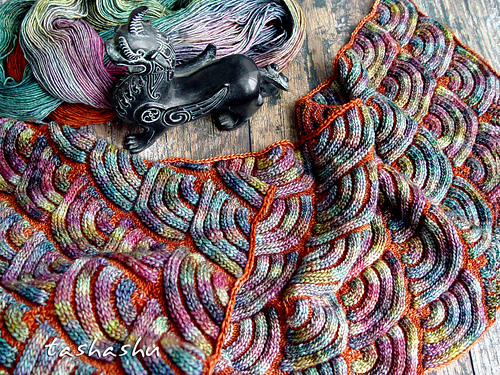 Dragon scale scarf [FO] : r/knitting