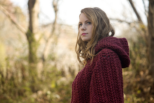 Skitty-inspired hood and cloak finished just in time for giftee's visit ...