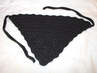 Ravelry: Triangle Head Scarf pattern by Karen Roesler