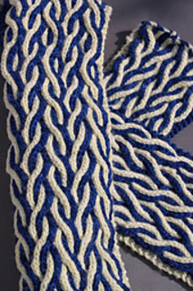 Ravelry: Two Color Cable Scarf pattern by Caroline Perisho