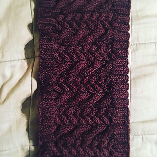 Ravelry: Corkscrew Cowl pattern by Crafty Rowan Designs