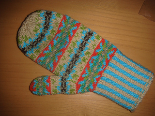 Ravelry: #33 Fair Isle Mittens pattern by Anna Wilkinson