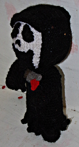 Ravelry: Ghostface the Mini Hugging Scream pattern by Michele Henson