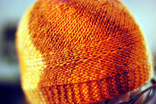 Ravelry: short-rows wavy hat pattern by Lee Meredith