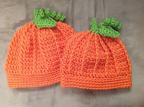 A little pumpkin toque for my friends daughter to wear to the pumpkin ...