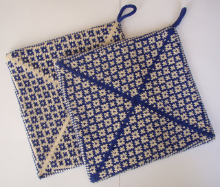 Ravelry: Magic Square Potholder pattern by Maria Ekblad