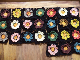 Ravelry: Primrose Granny Squares pattern by Arne & Carlos
