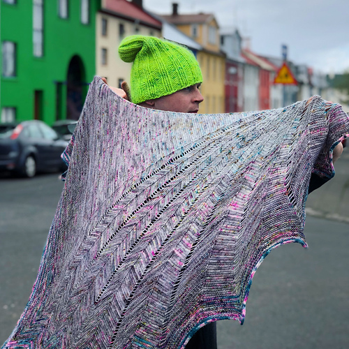 [FO] My first Steven West - details in comments : r/knitting